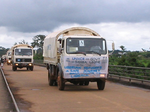 [Liberia] Convoy of UNHCR trucks carrying home the first group of 80 ...