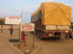 [Ghana] Aflao border. [Date picture taken: 12/12/2005] | | The New ...