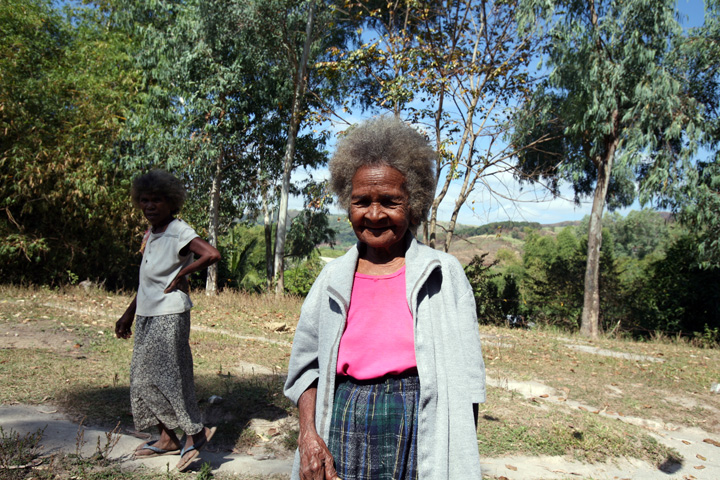 Elderly women from Aeta (Negritos) ethnic group in the Philippines near ...