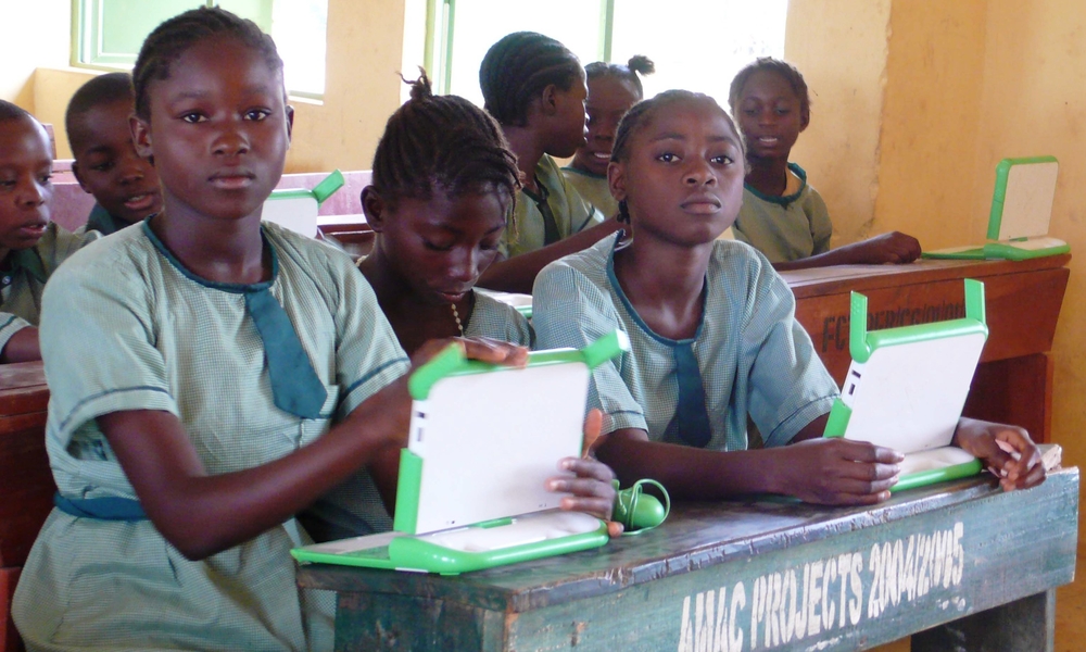 The New Humanitarian | Laptops-in-schools debate turns messy