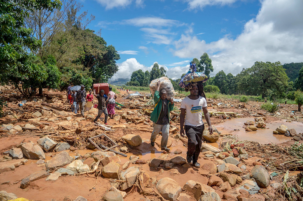 The New Humanitarian | Cyclone Idai disaster compounds problems for ...